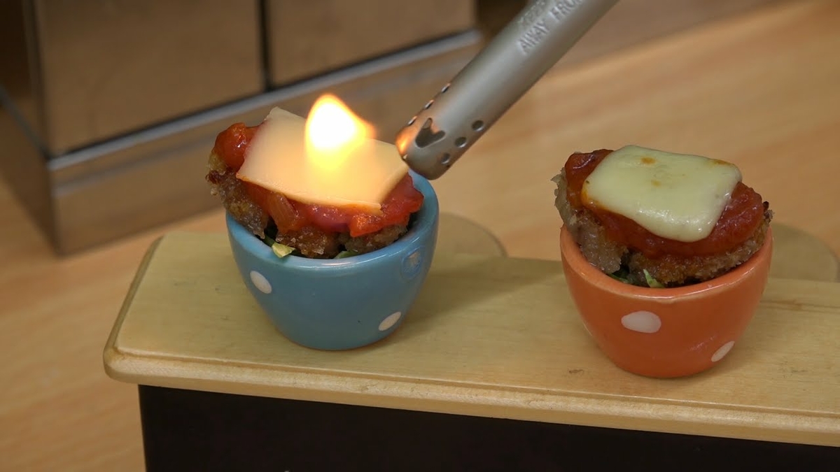 You Have Got To See These Tiny Kitchen Cooking Videos You Have Got To See These Tiny Kitchen Cooking Videos