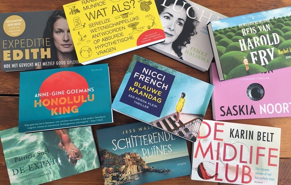 People Are Obsessed With These New Flipback Books